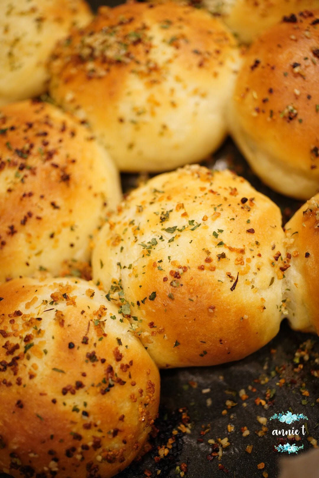 Garlic Roll Recipe – Annie T Eat Travel